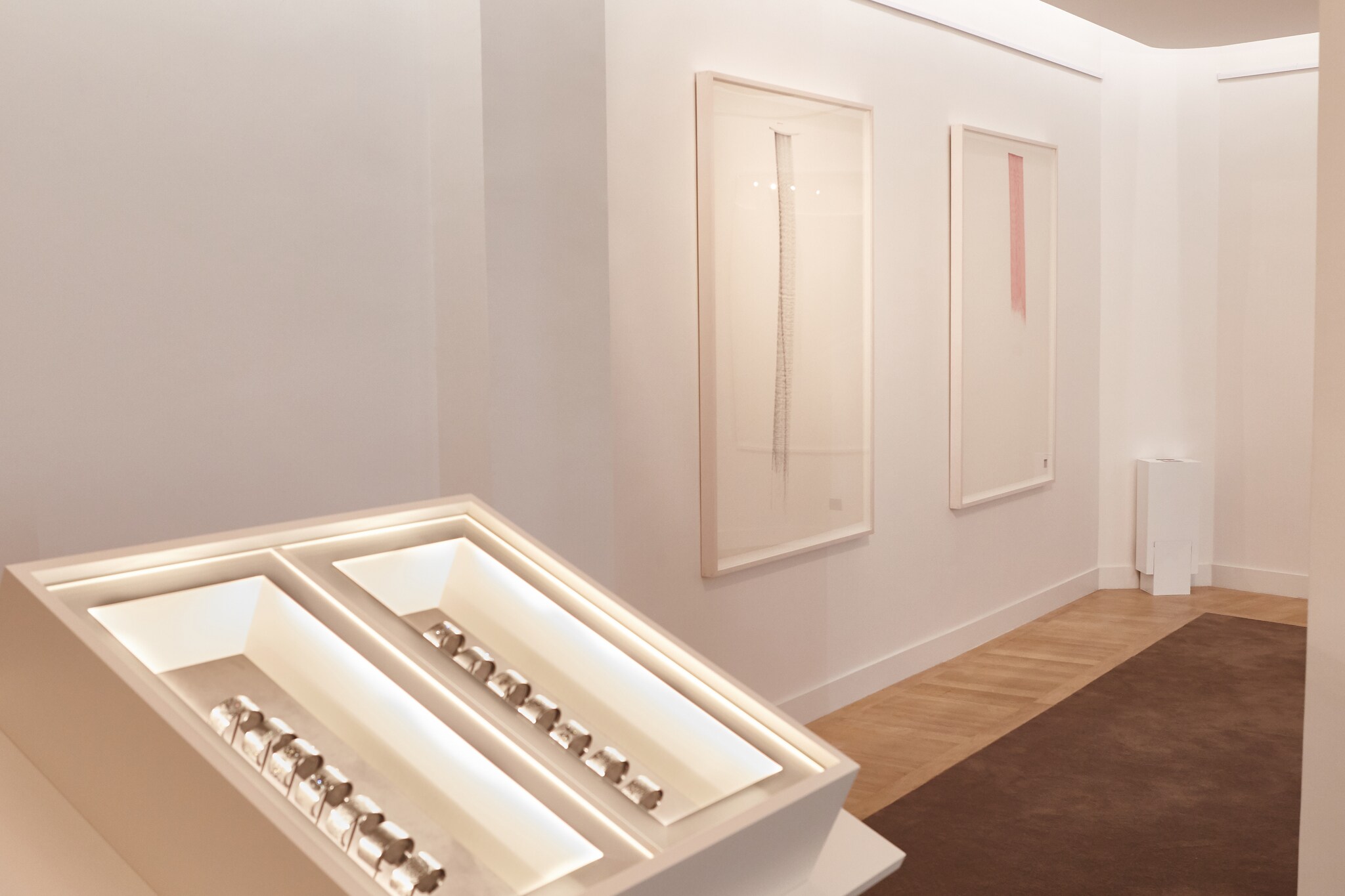 "Daniel Brush Cuffs and Necks" Exhibition Images | L'ÉCOLE School of ...