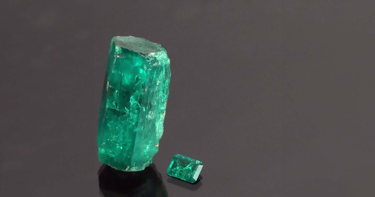 In-Person Conversation “Emeralds, Art and Science” | L'ÉCOLE School of ...