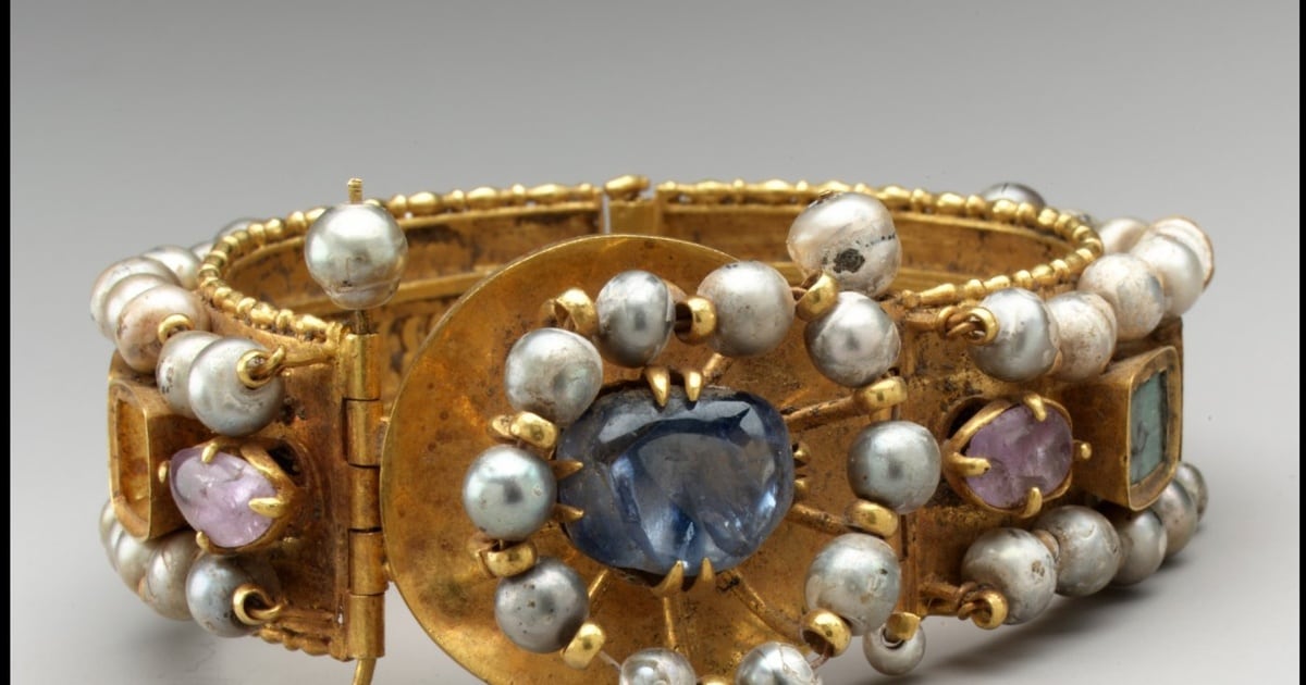 Pearls: Art & Science, from Paris to Hong Kong @ Jewellery & Gem WORLD ...